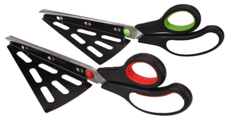 Pizza-Schere in Grün oder Rot für ~4,87€