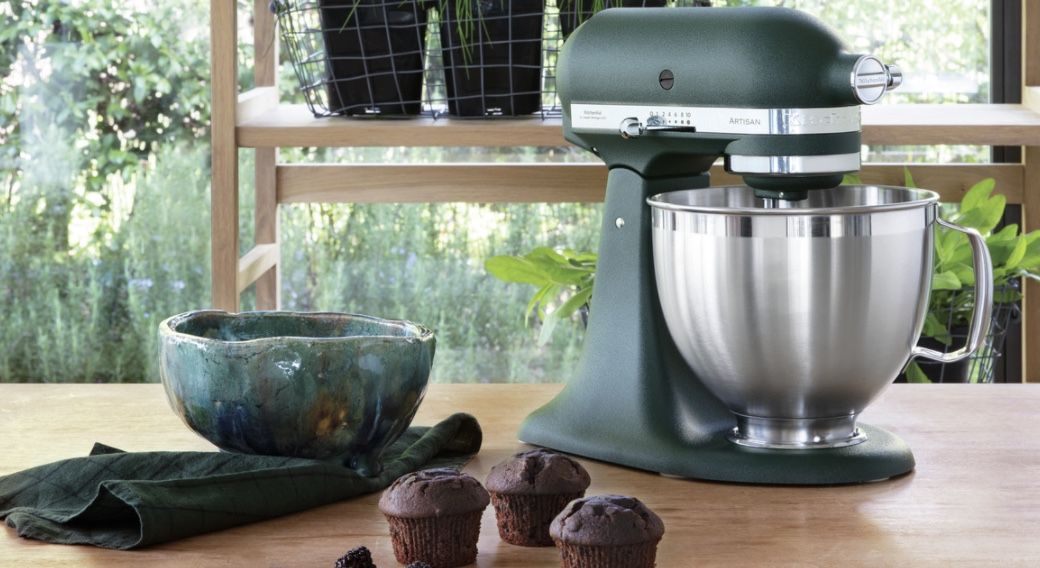 KitchenAid Artisan 5KSM156 Kü­chen­ma­schi­ne mit gesteppter ...