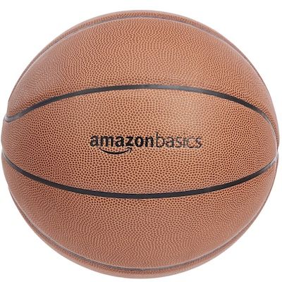 Amazon Basics – Basketball mit 75cm Umfang + Ballpumpe für 16,60 ...