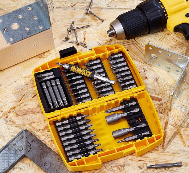 DeWalt DT71572 45-teilg. Bitset in Box für 8,99€ (statt 19€)