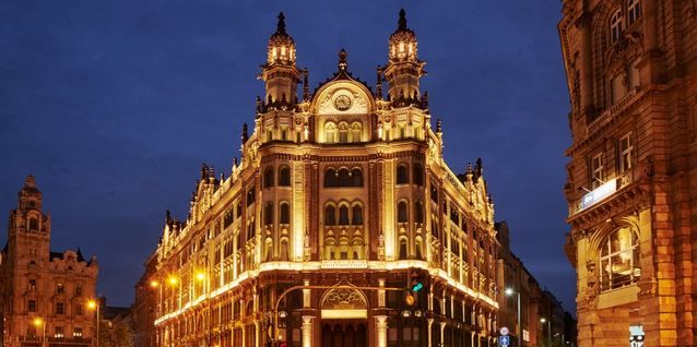 2ÜN im 5* Párisi Udvar Hyatt Hotel in Budapest inkl. Flüge + Frühstück ...