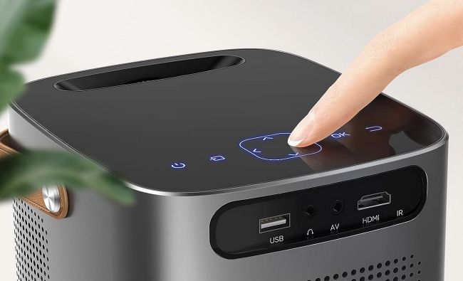 TOPTRO TR23 Mini LED 720p Beamer für 98,15€ (statt 180€)