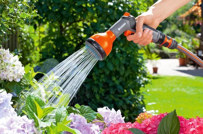 🏡 Gardena Classic (18313-20) Multibrause für 17€ (statt 22€)